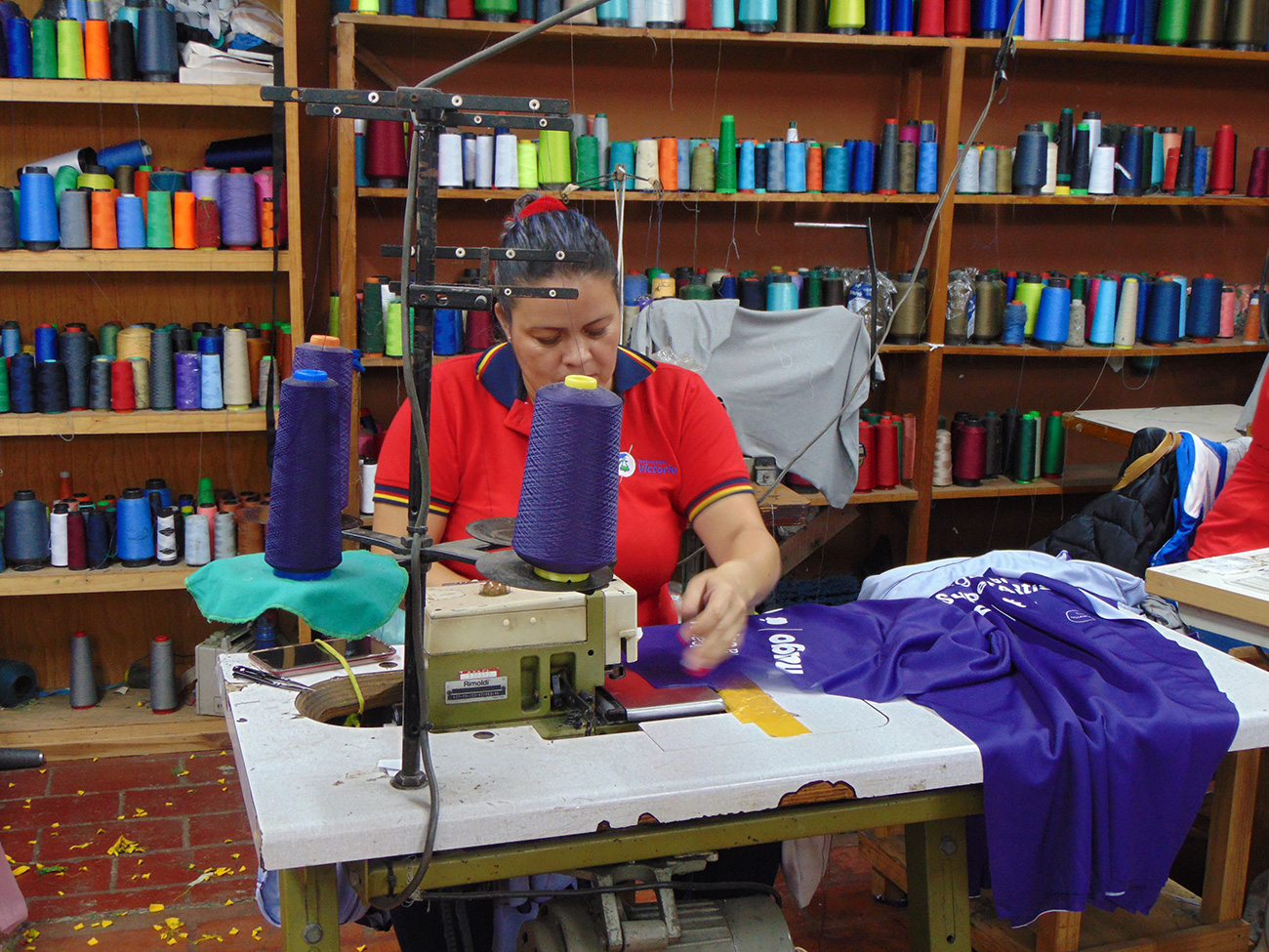 Servicios | Inversiones Victoria - Uniformes y Textiles Honduras